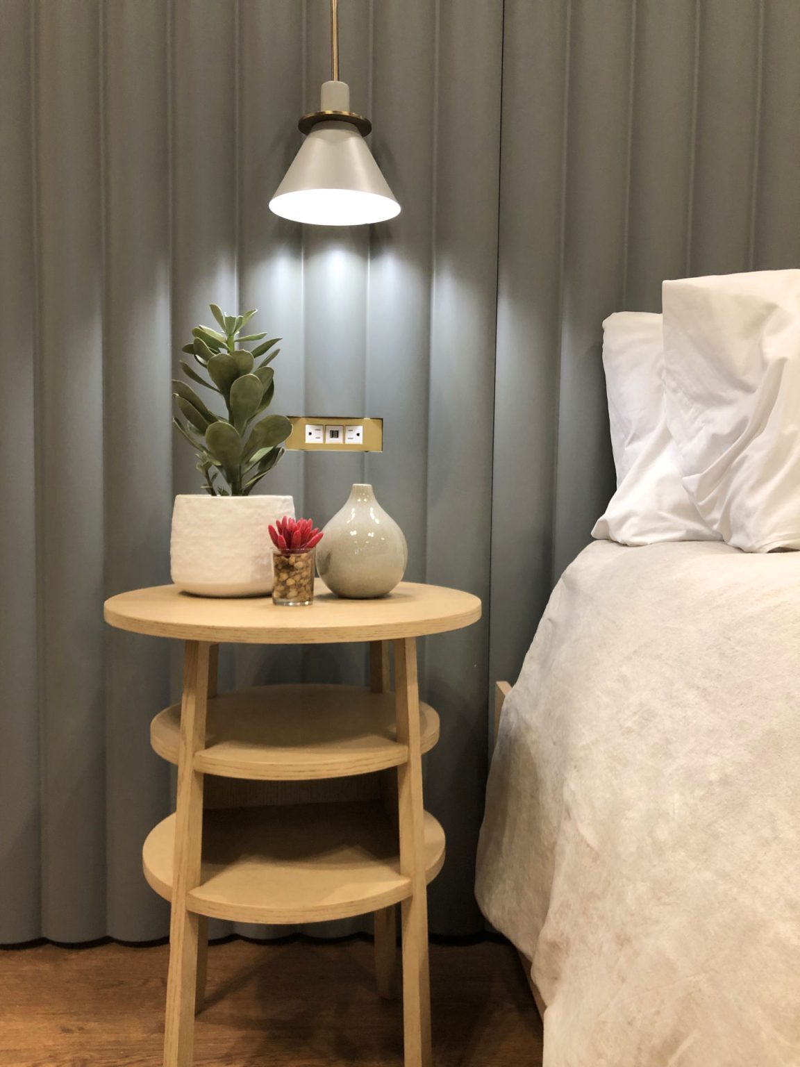 Explore the brilliance of light - Mormax